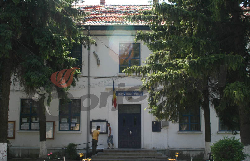 Muncitorii de la campus, elevi căminişti! Căminul liceului agricol din ...