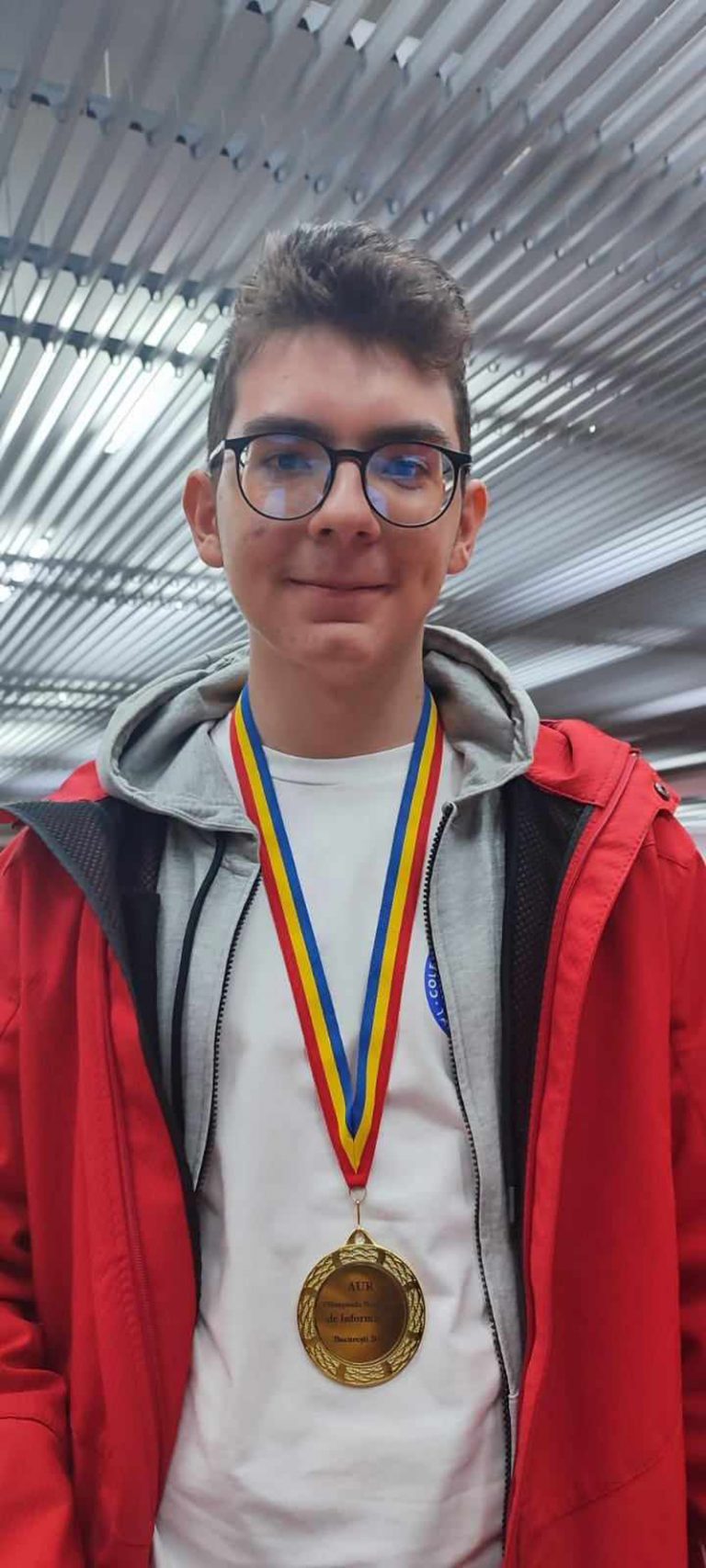 Medalia de aur în informatică. Succesul remarcabil al lui Valentin ...